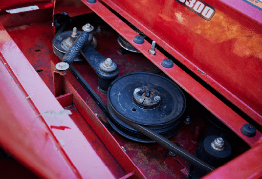 FERRIS® ISX™ 3300 Zero turn mower - Landscape Contractor