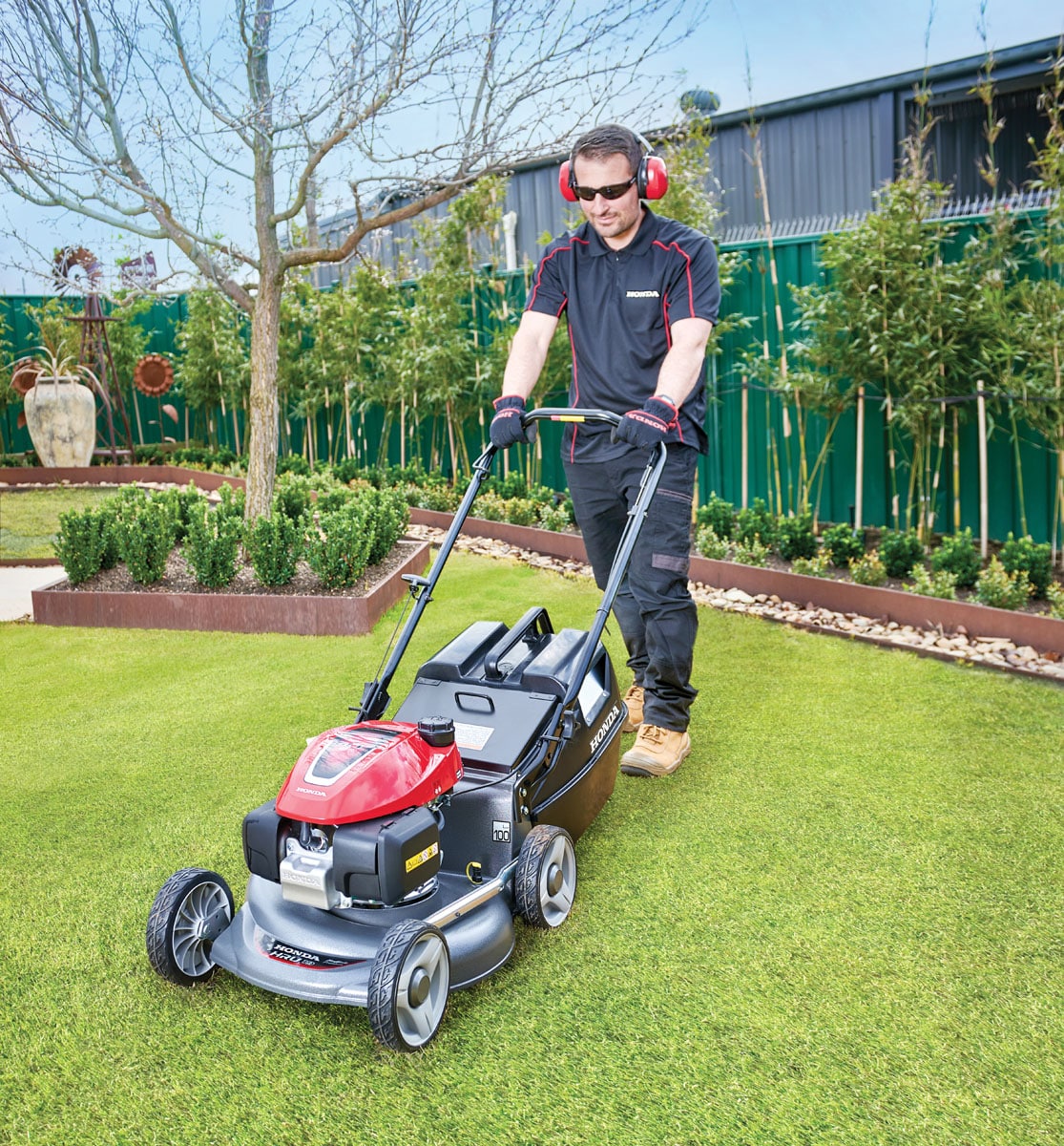 Honda lawn and garden power equipment - Landscape Contractor