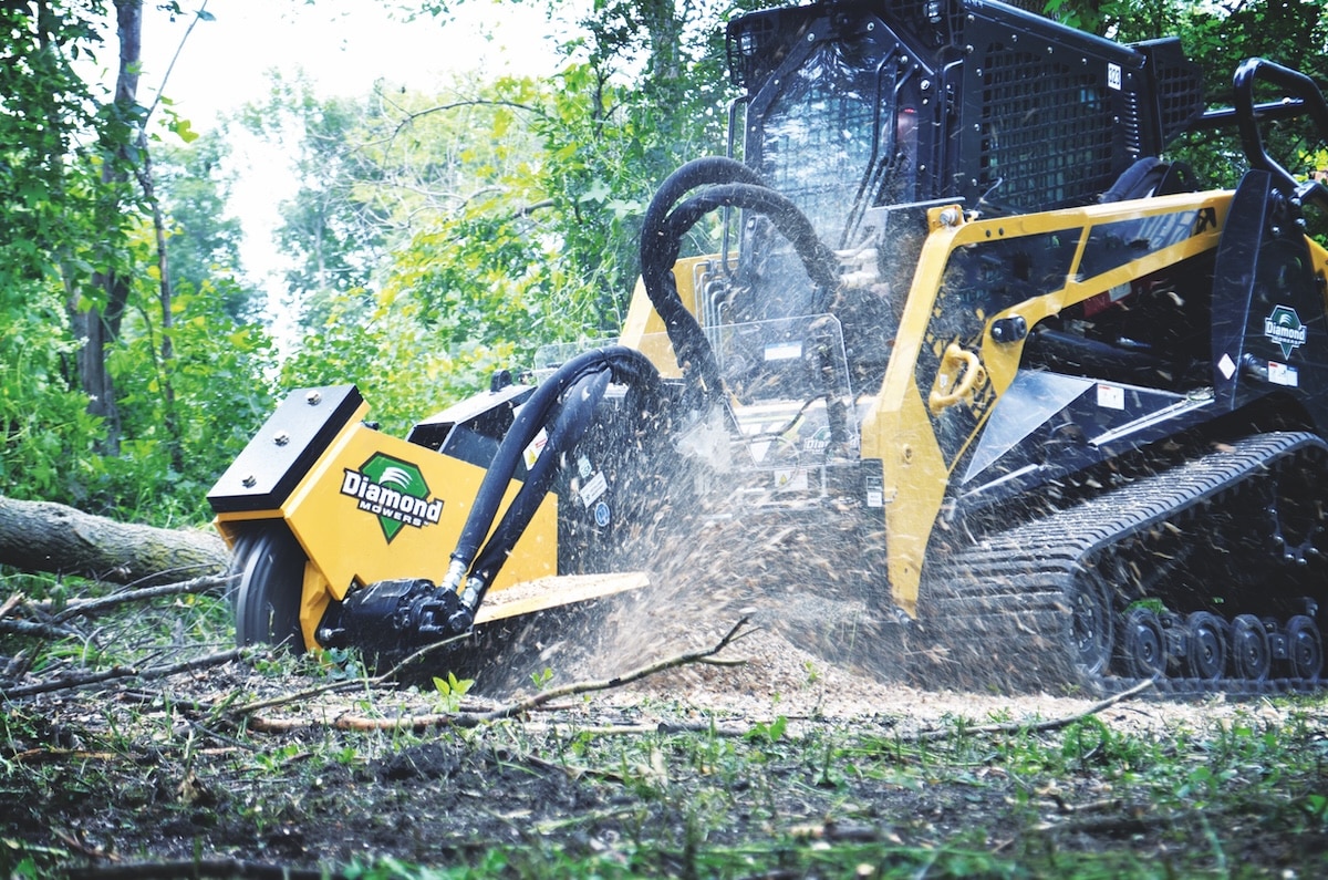 Colbrook Industries turns skid steers into land-shaping machines ...