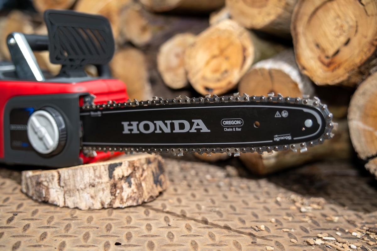 Honda’s battery-powered chainsaw - Landscape Contractor